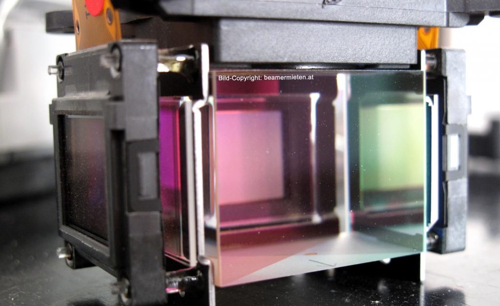 LCD Beamer Prismenblock | beamermieten.at